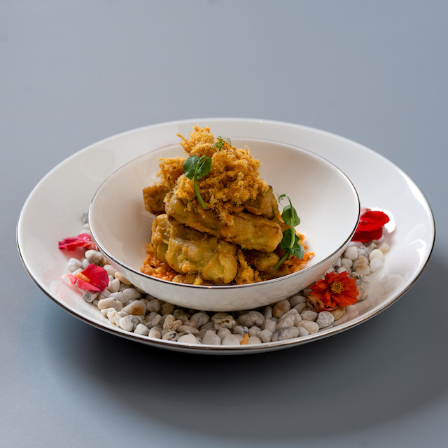 Chinese Classics Get a Luxe Upgrade at Solaire North's Red Lantern