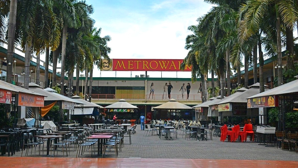 End of an Era: Metrowalk Demolition Begins to Make Way for Metro Manila ...